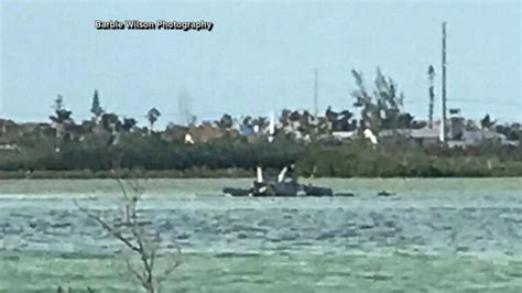Video 2 Navy Aviators Die After Fighter Crashes Near Key West Abc News