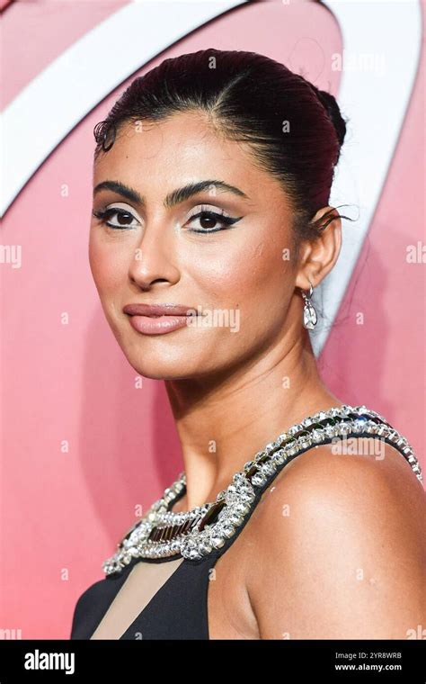 London Uk 02nd Dec 2024 Simran Randhawa Attending The Fashion