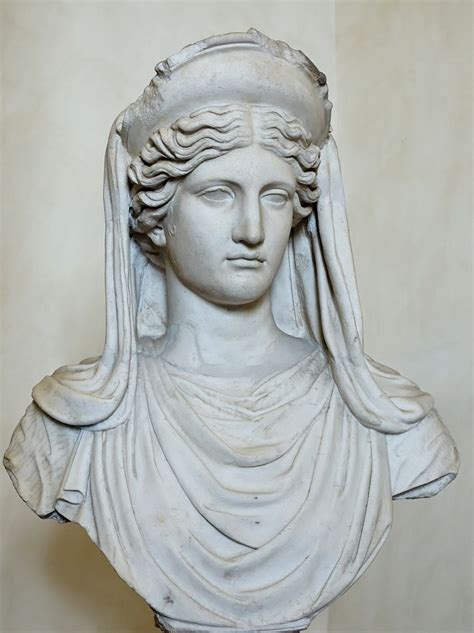 Fotos Conheça deuses da mitologia grega UOL Educação