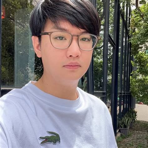 Tiny Chou (@tiny._.wei) • Threads, Say more