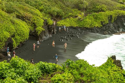 Maui Black Sand Beaches Must Do Stop On Road To Hana