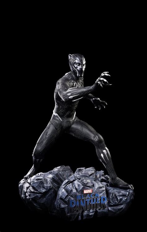 10 Best Life Size Superhero Statues To Buy In 2024