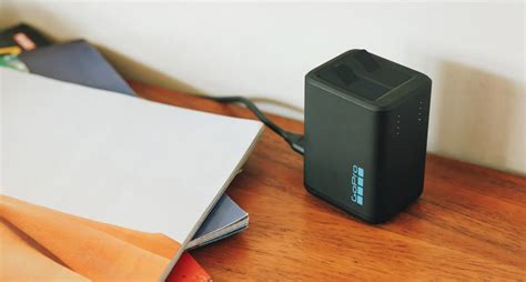 แบตเตอรี่ Gopro Dual Battery Charger 2 Enduro For Hero13 Education