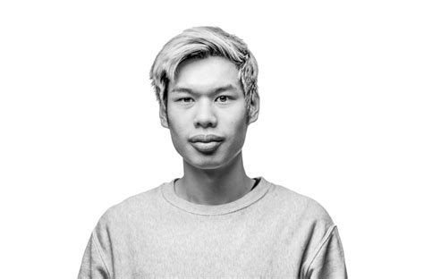 Simon Tran Angrychair