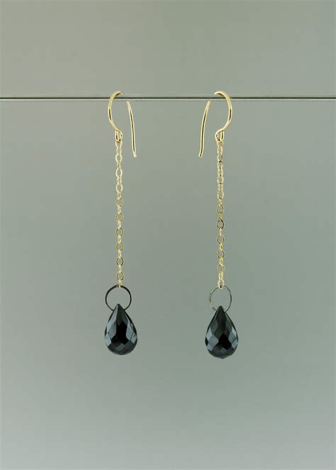 Gem Cg Sculpture And Jewelry