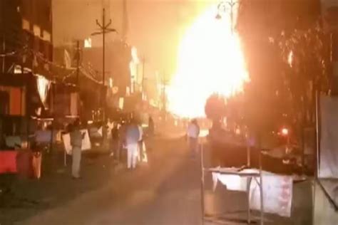 रामनवमी पर महाराष्ट्र के संभाजीनगर में दो गुटों में हिंसक झड़प बमबाजी