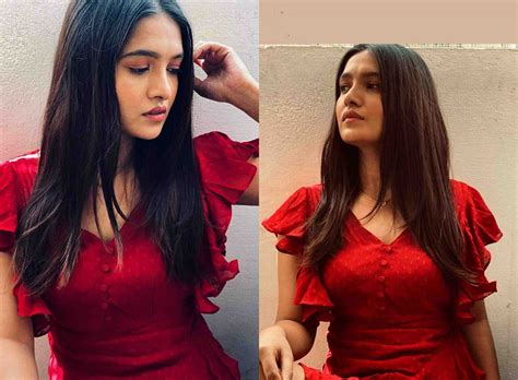 Vani Bhojan New Photos In Saree Filmy