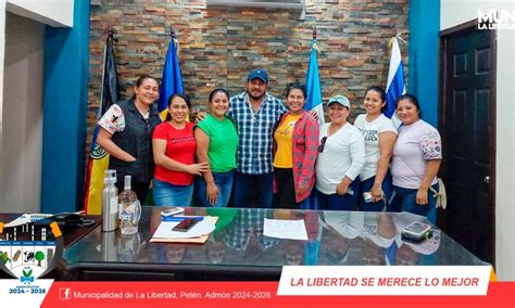 El Sr Alcalde Municipal Yony Maldonado Calder N Brida Atenci N A