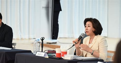 돌봄인력 구멍 커진다사회서비스원 “외국인력 도입 확대 필요”