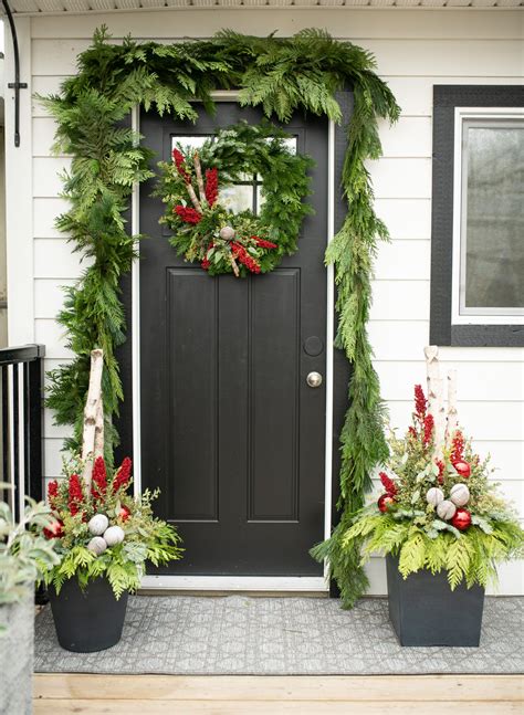 Outdoor Trimming Sets West Coast Gardens Surrey Bc Christmas Door