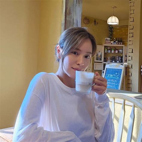 Hong Ah Reum 홍아름 Hancinema