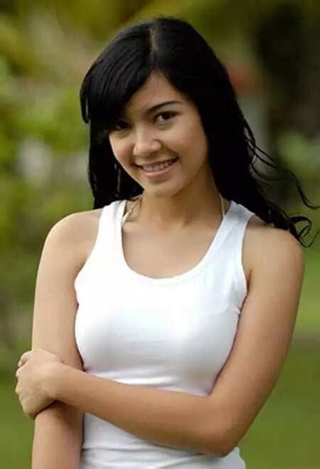 Ga Nyangka 4 Pria Biasa Berhasil Nikahi Artis Super Cantik Kamu Harus Tahu KASKUS
