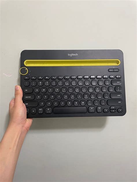 Logitech Bluetooth Keyboard 電腦＆科技 電腦周邊及配件 電腦鍵盤及相關產品 Carousell