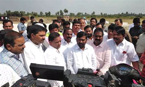 Make Kcrs Public Meeting Grand Success Jagadish Urges People