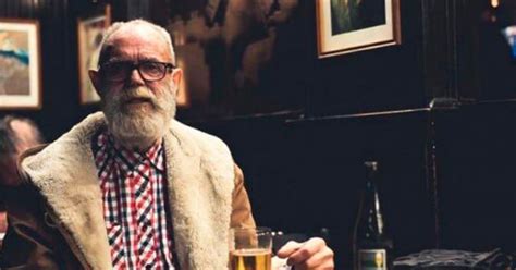 ბარში სტუდენტმა მოხუც მამაკაცს შეურაცხყოფა მიაყენა მაგრამ მან პასუხი მალევე გასცა