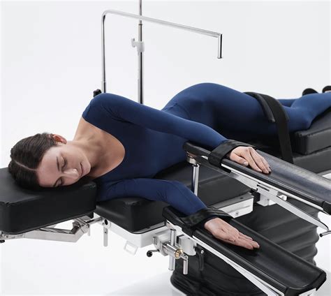 Operating Table Y Built For Performance │ Novak M