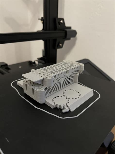 Need Help Seems Like X Axis Shifted In The Middle Of The Print What Happened R3dprinting