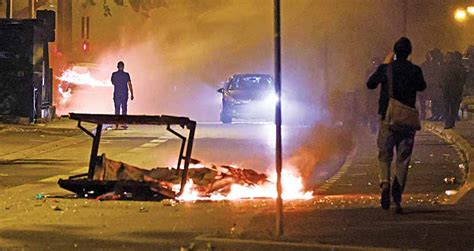 ပြင်သစ်နိုင်ငံတဝန်း ဆန္ဒပြမှုများဆက်လက်ဖြစ်ပွားနေ