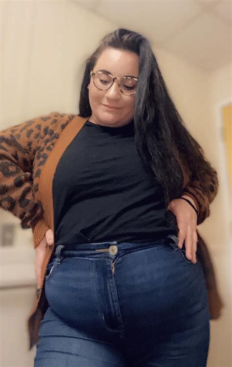 Curvage Casey Page 643 Women Of Curvage Pictures Videos Curvage