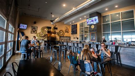 Itz Smackin Will Anchor Railroad Square Once Crafthouse Closes