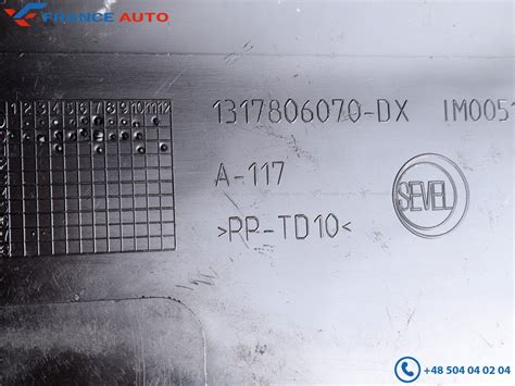 TAPICERKA DRZWI PRAWYCH KIESZEŃ Parts for Peugeot Citroen Renault