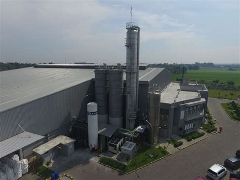 Pabrik Daur Ulang Botol Plastik Raksasa RI Resmi Beroperasi