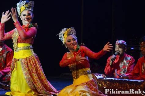 Bajidoran Enok Pelor Hibur Masyarakat Jawa Barat Banten Di Manado
