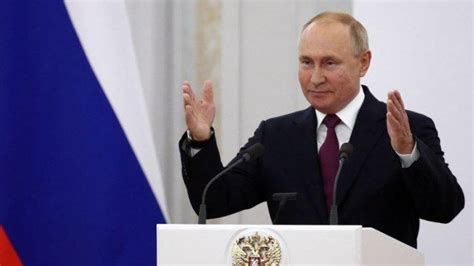 Presiden Rusia Vladimir Putin Mengaku Pernah Jadi Sopir Taksi Setelah
