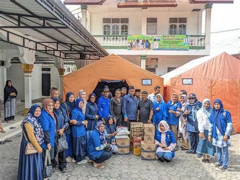 Partai NasDem Kota Banda Aceh Bantu Korban Kebakaran Di Lueng Bata
