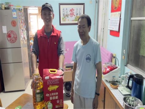 金花街：嘘寒问暖送关怀 走访慰问献真情（组图）广州市荔湾区人民政府门户网站