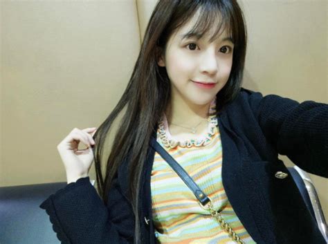 Kh Ng C N Sexy C B N Trung Qu C V N N Tim D N M Ng V D Th Ng Qu Tr I