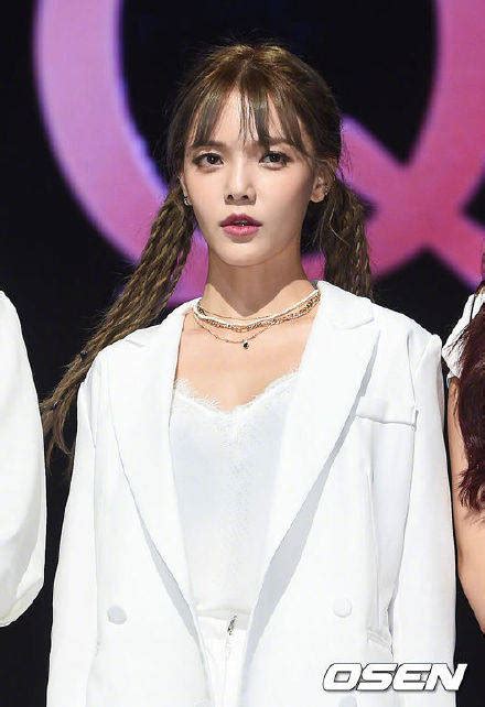 韓國女團AOA前隊長申智珉與FNC合約結束 因陷入霸凌一事退隊 SeoulSunday