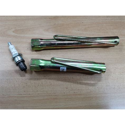 Plug Opener Pembuka Plug Spanner Untuk Saga Wira Kancil 21mm Shopee Malaysia