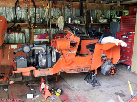 Allis Chalmers 616 Tractor Photos Information