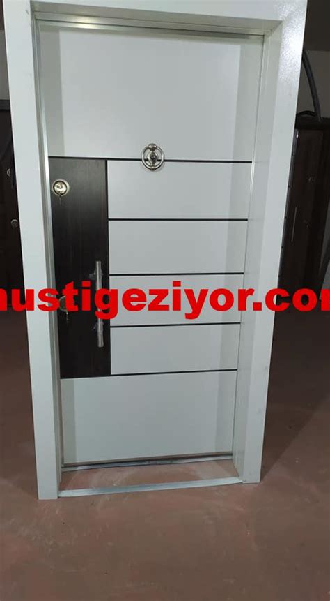 çıkma çelik Kapı Satan Yerler 1200 Tl