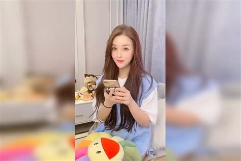 我的输入法为什么会出现这种东西！！