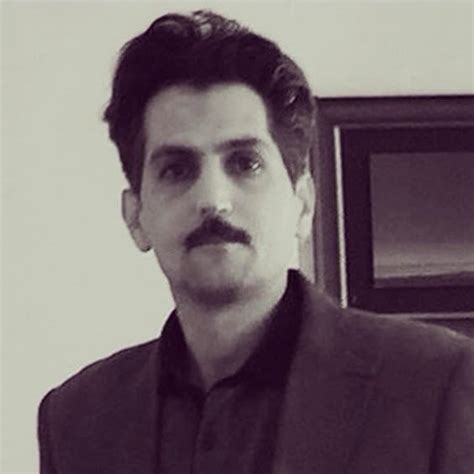 Shahram Ahmadi Shahram Ahmadi49 • Threads Say More