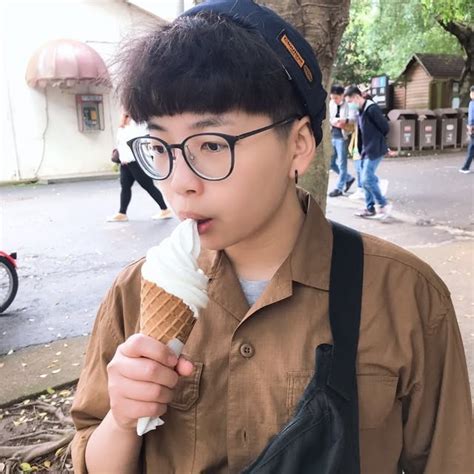 丁 Ding Guo • Threads Say More