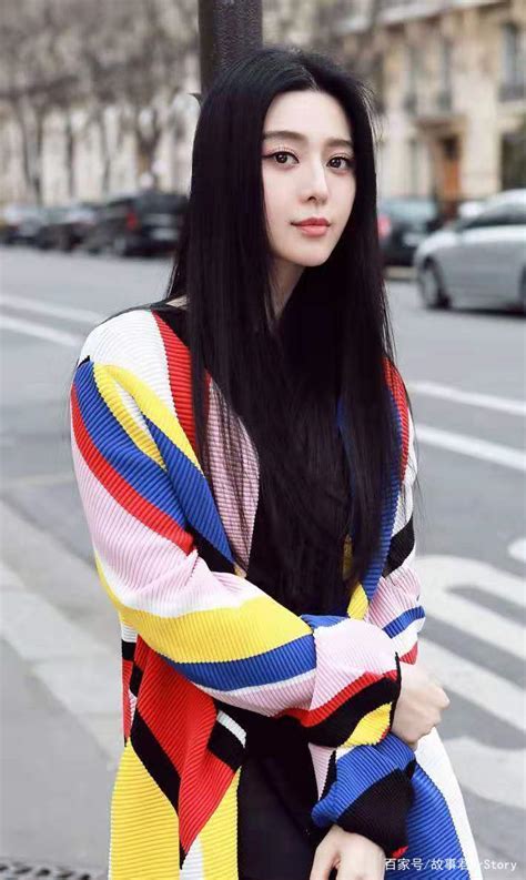 李晨范冰冰分手后同看话剧？为了避免尴尬费尽心思百科ta说