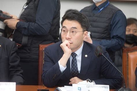 ‘코인 논란 김남국 결국 탈당“무소속으로 진실 밝혀내겠다” 일요신문