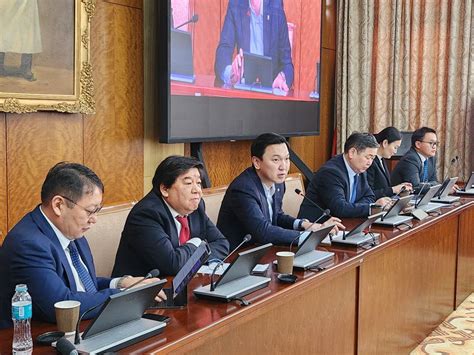 МҮЭХ2025 02 07 Монголын Үйлдвэрчний Эвлэлийн Холбоо