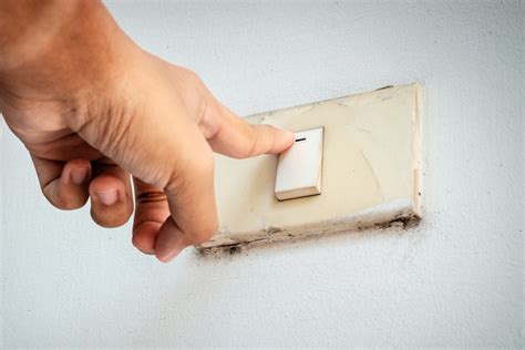 Can You Install A Dimmer Switch In The Bathroom Lamphq