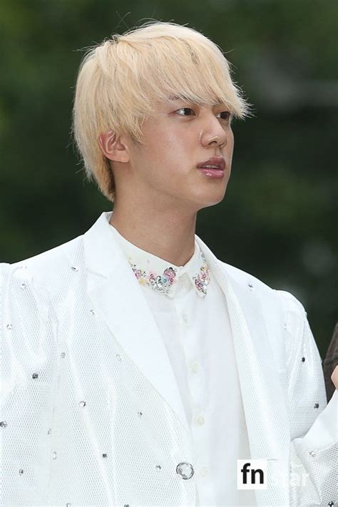 포토 방탄소년단 진 ‘금발머리 테리우스 헉스