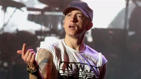 Eminems Daughter Hailie Nails Her Ariana Grande Halloween Costume Iheart