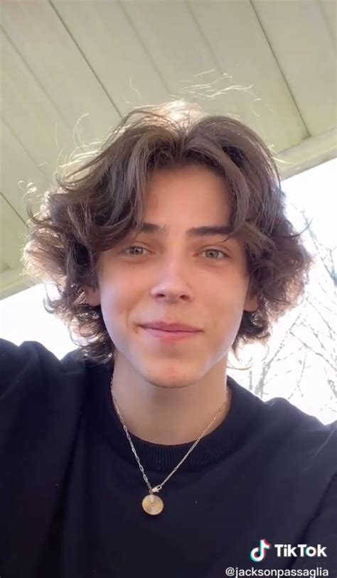 Pin By Henrik Bremer On Haare In 2024 Wavy Hair Men Surfer Hair