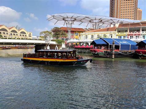 20 Romantic Places In Singapore To Visit For Couples 2024