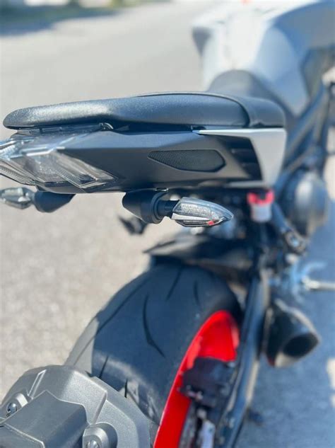 Yamaha Mt09 Ice Fluo Alfena • Olx Portugal