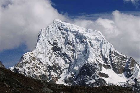 Cholatse Peak Climbing Himalayan Exploration Travel