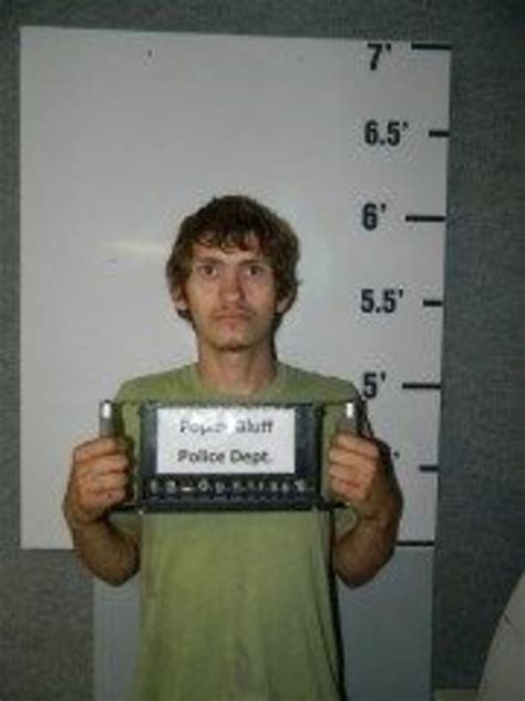 Poplar Bluff Police Searching For Theft Suspect
