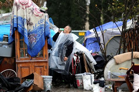 Silicon Valley Cops Start Cleanout Of Nations Largest Homeless Camp
